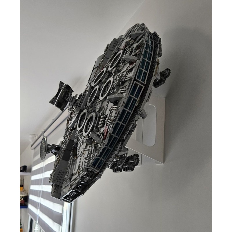 Wall-mount for LEGO 75192 Millenium Falcon UCS